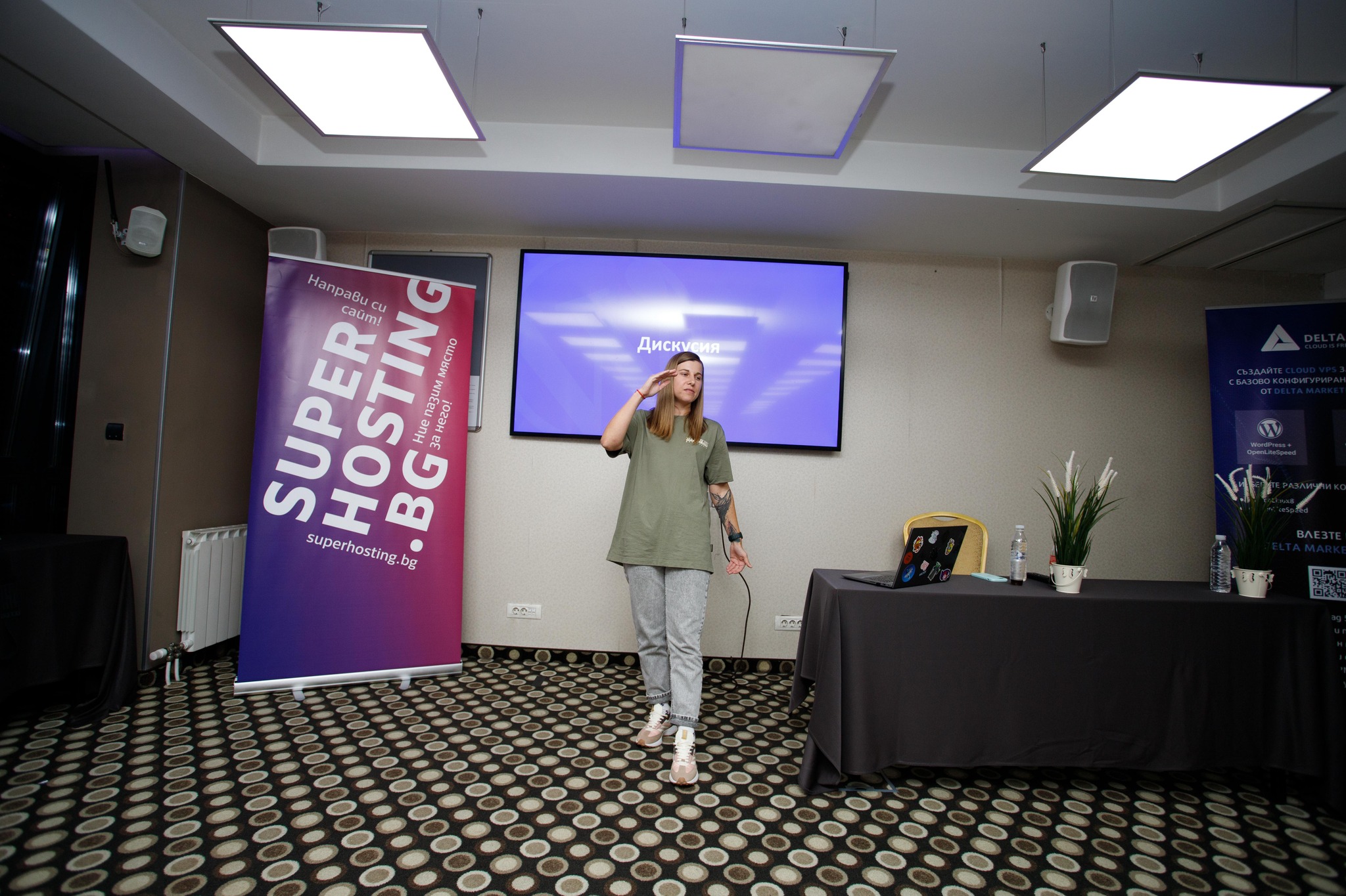 Лекция "Как да разработваш професионално с WordPress" - WordPress Sofia Meetup - {dev} blondie;